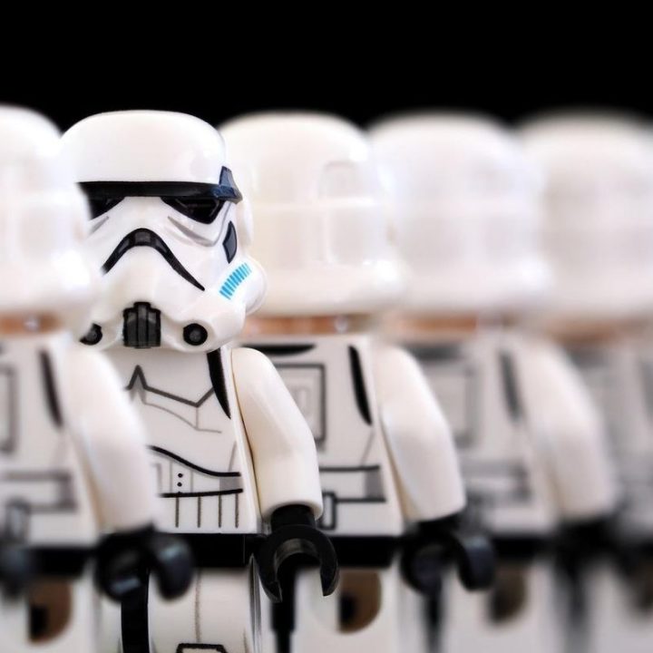 Clone Trooper VS Stormtrooper : What’s The Difference? – StarShips.com