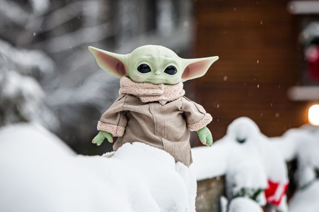 How Old Is Grogu? – StarShips.com